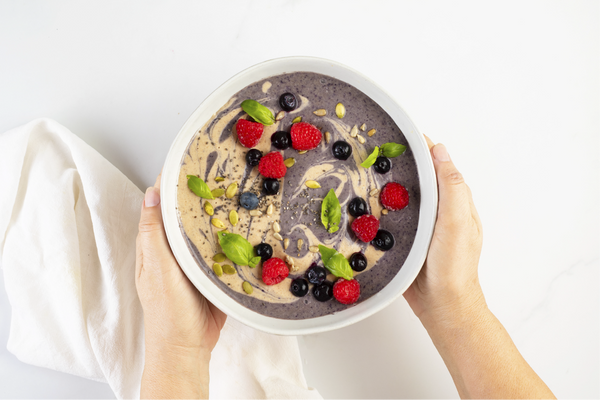 Tulia | Recipes: Breakfast Smoothie Bowl with Blueberry, Millet, and Oats